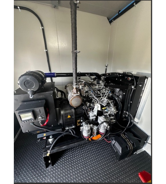 Demo 22' Elite Series 3 Compartment PMC Premier Mach 2 | 40 kW Diesel ...