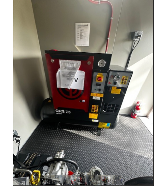 Demo 22' Elite Series 3 Compartment PMC Premier Mach 2 | 40 kW Diesel ...